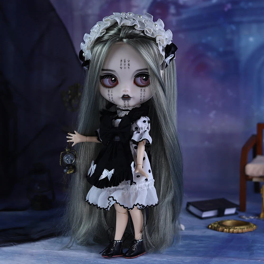 Agatha – Premium Custom Neo Blythe Doll with Silver Hair, White Skin ...